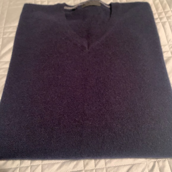 Saks Fifth Avenue | Sweaters | Saks Fifth Avenue Italian Cashmere ...